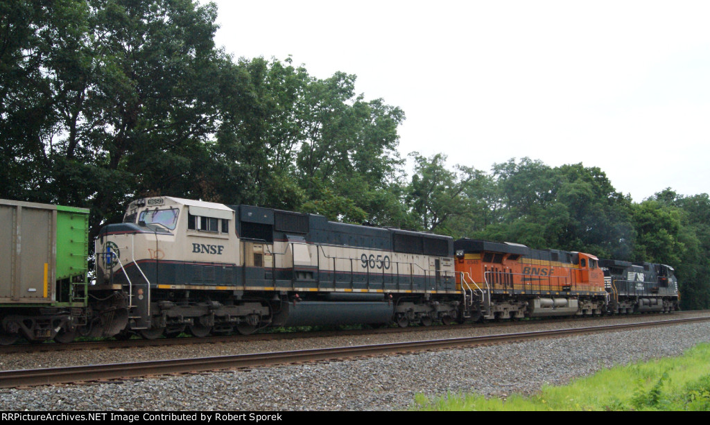 BNSF Executive SD70MAC